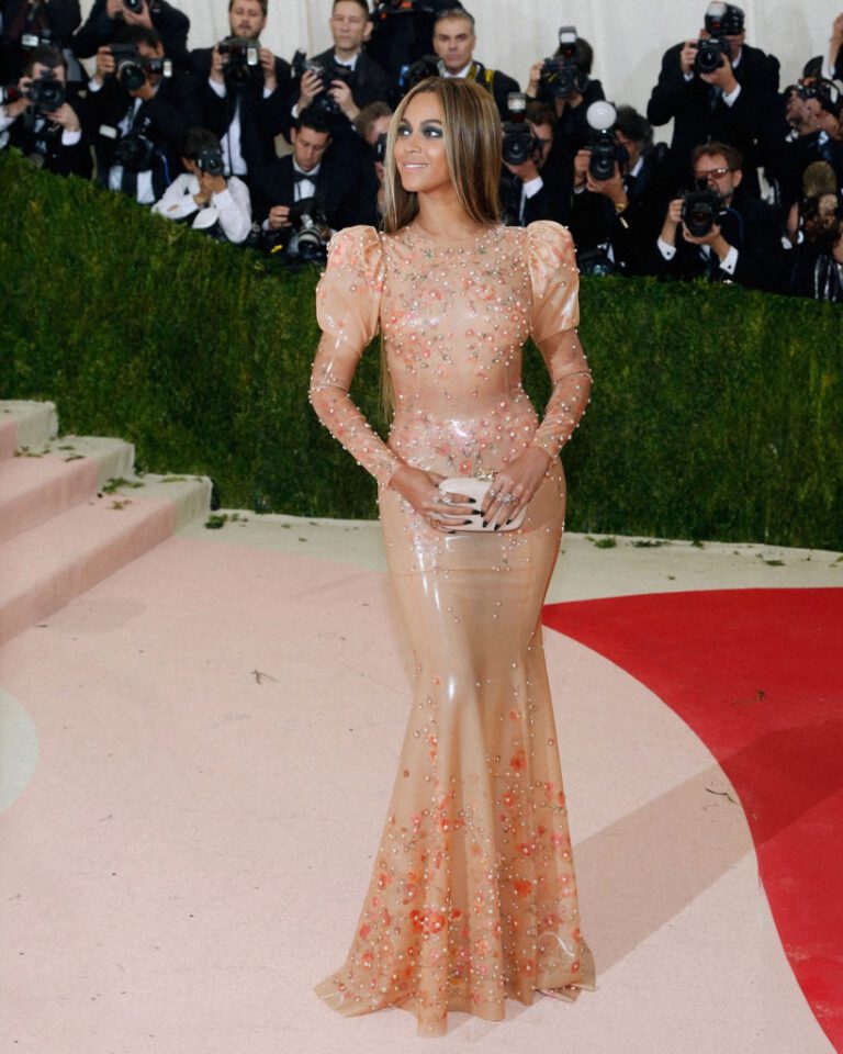 Beyoncé, Nicole Kidman e Venus Williams lideram o Met Gala 2026 – Carol ...